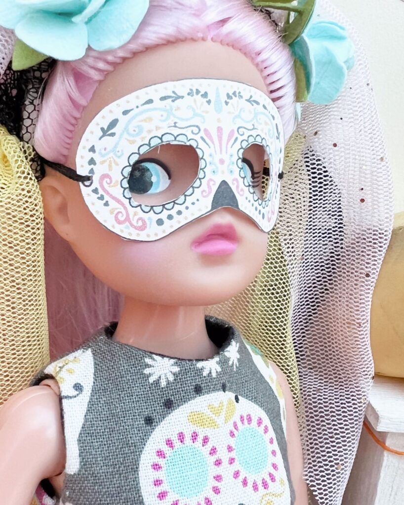 Cute Halloween masks for your dolls - Galaxia Dolls